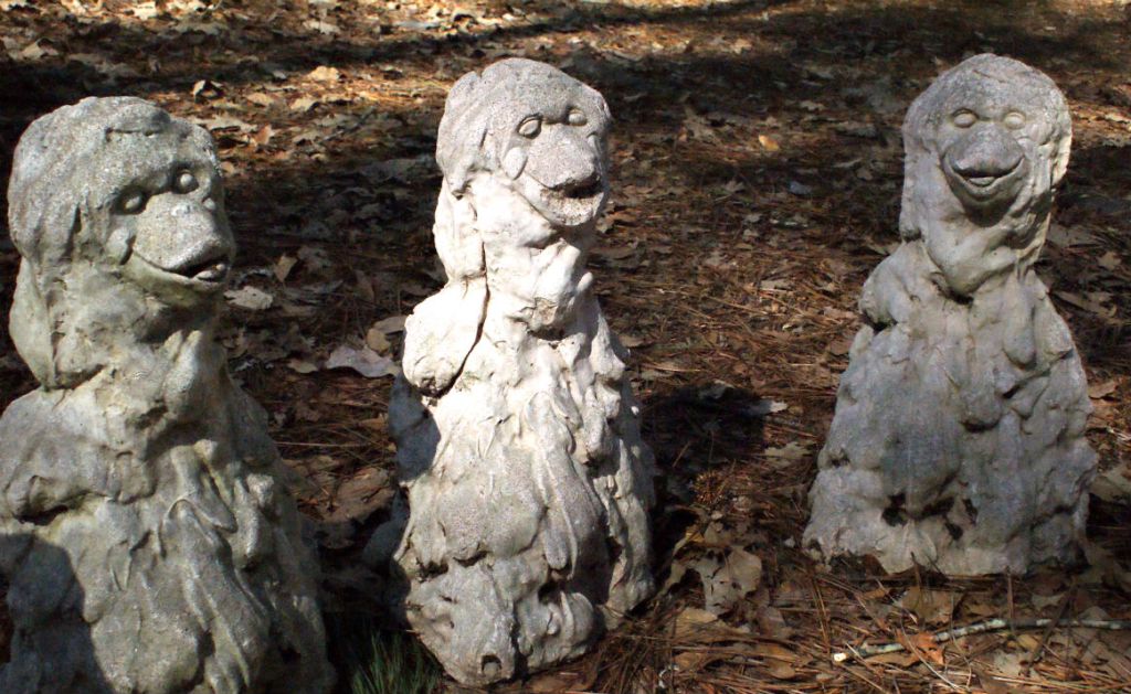 Our trip to the Monkey Massacre Memorial – KellyKazek.com