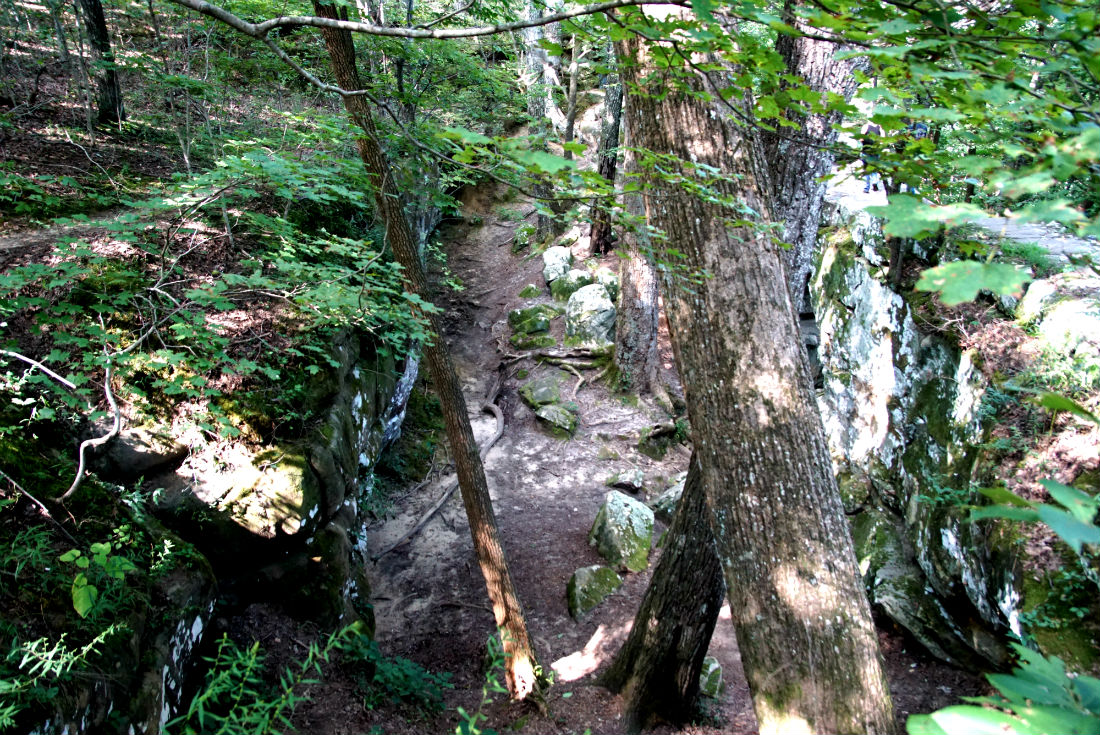 A visit to Sewanee Natural Bridge – KellyKazek.com