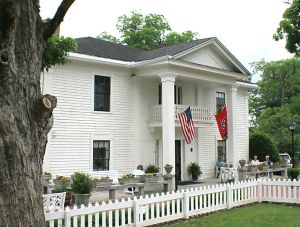 A list of great day and weekend trips – KellyKazek.com