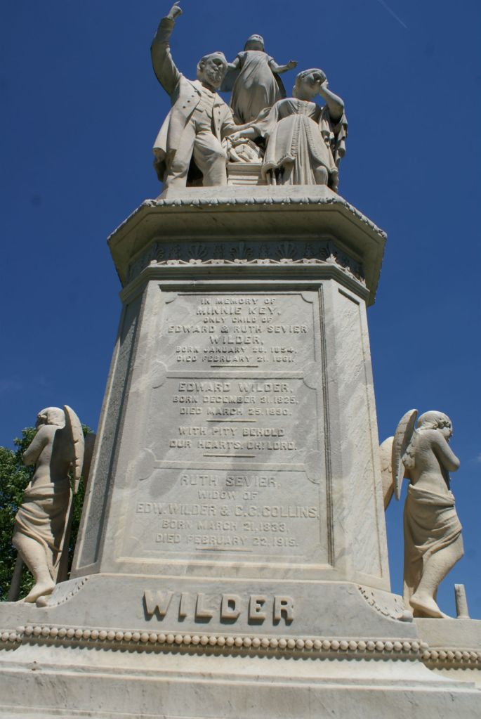 Col. Sanders, Ali, the Kentucky Giant and other interesting graves in ...