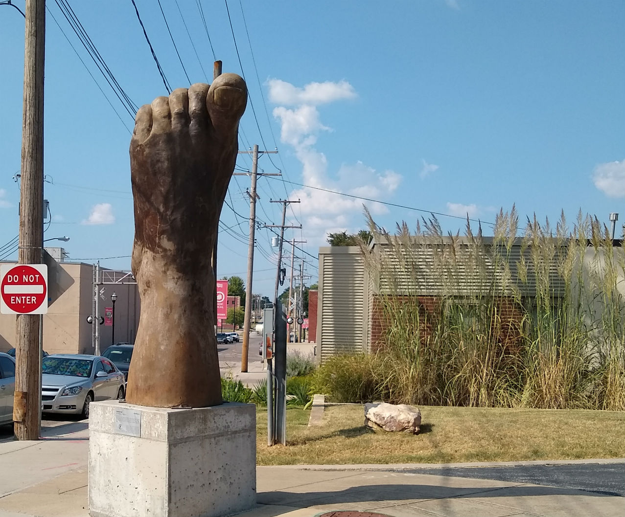 Our trip to the World’s Largest Fork – KellyKazek.com