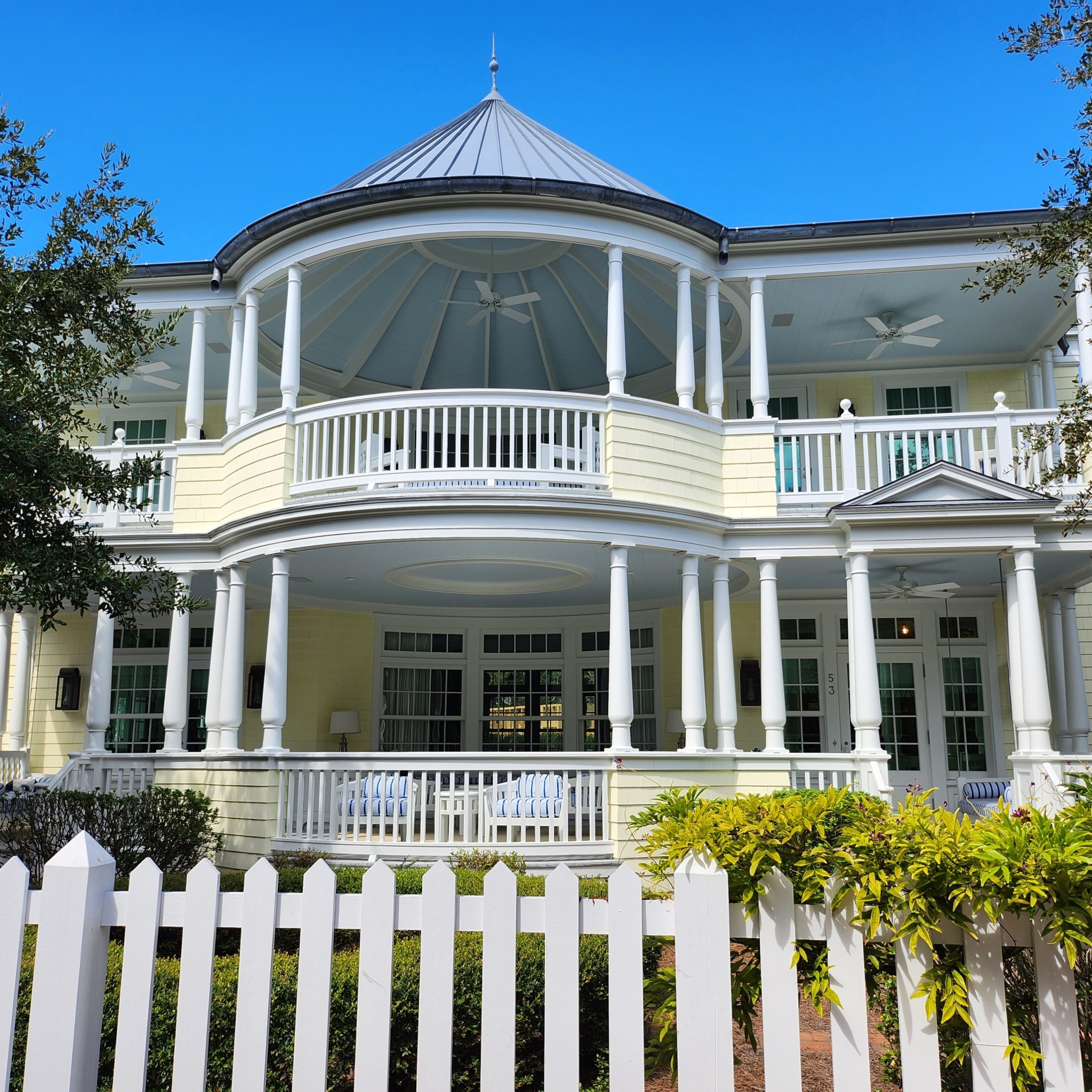 See the picturesque Florida town where ‘The Truman Show’ was filmed ...